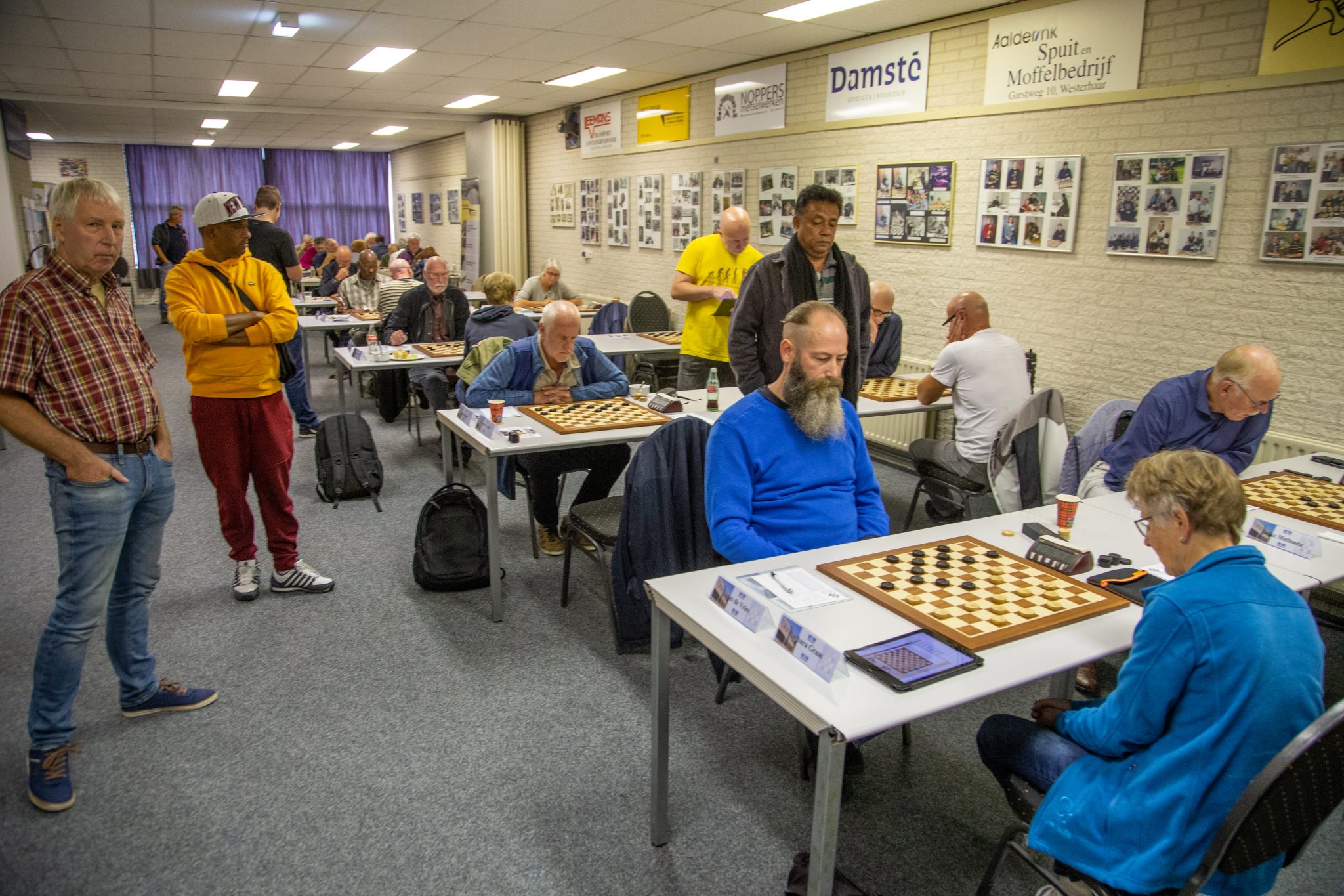 Volle buit Koops tegen De Vries – NK DAMMEN B&C